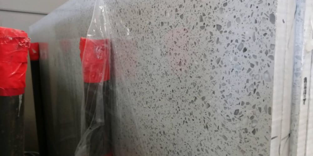 PEBBLE BEACH Quartz by ONE Quartz by daltile - StoneTrash