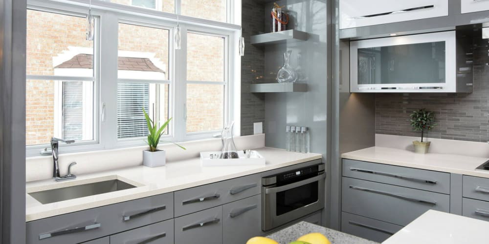 Frost White Quartz by Q Premium Natural Quartz by MSI - StoneTrash