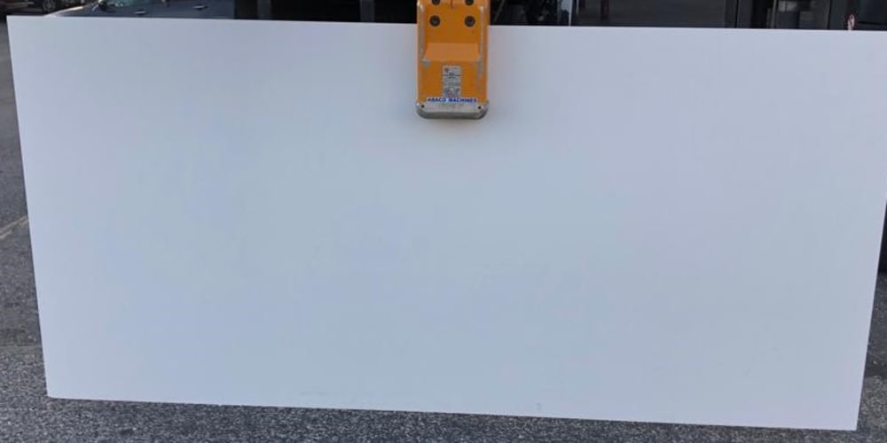 ABSOLUTE BLANC Quartz by Compac - StoneTrash