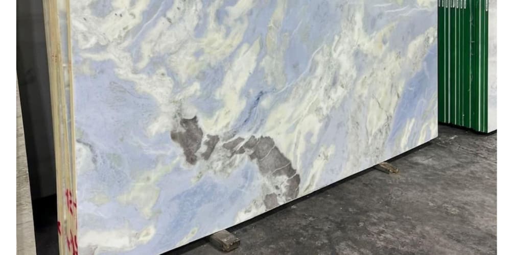 Lumen Polished Quartzite - StoneTrash
