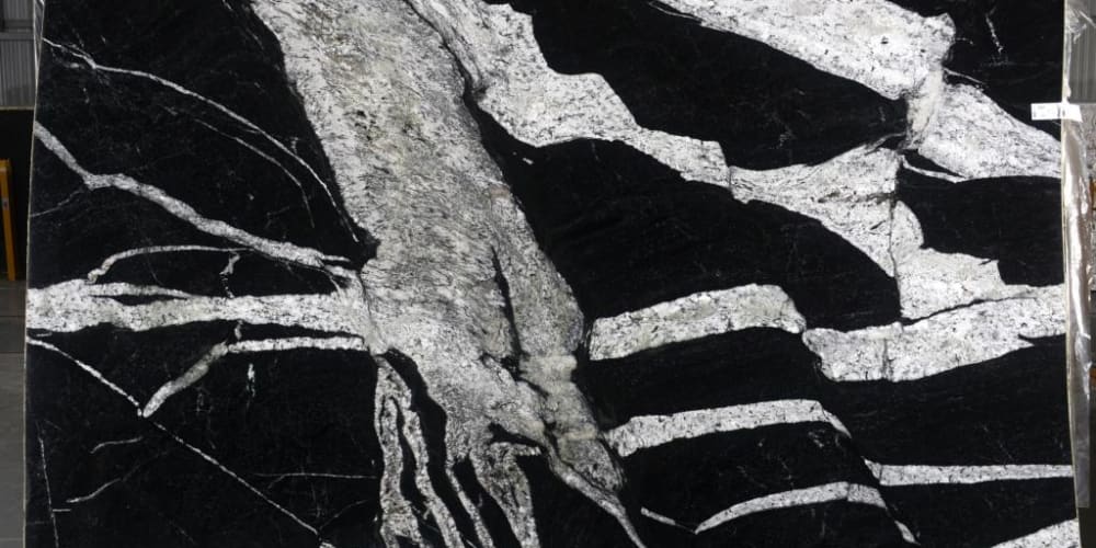 MAORI BLACK Granite - StoneTrash
