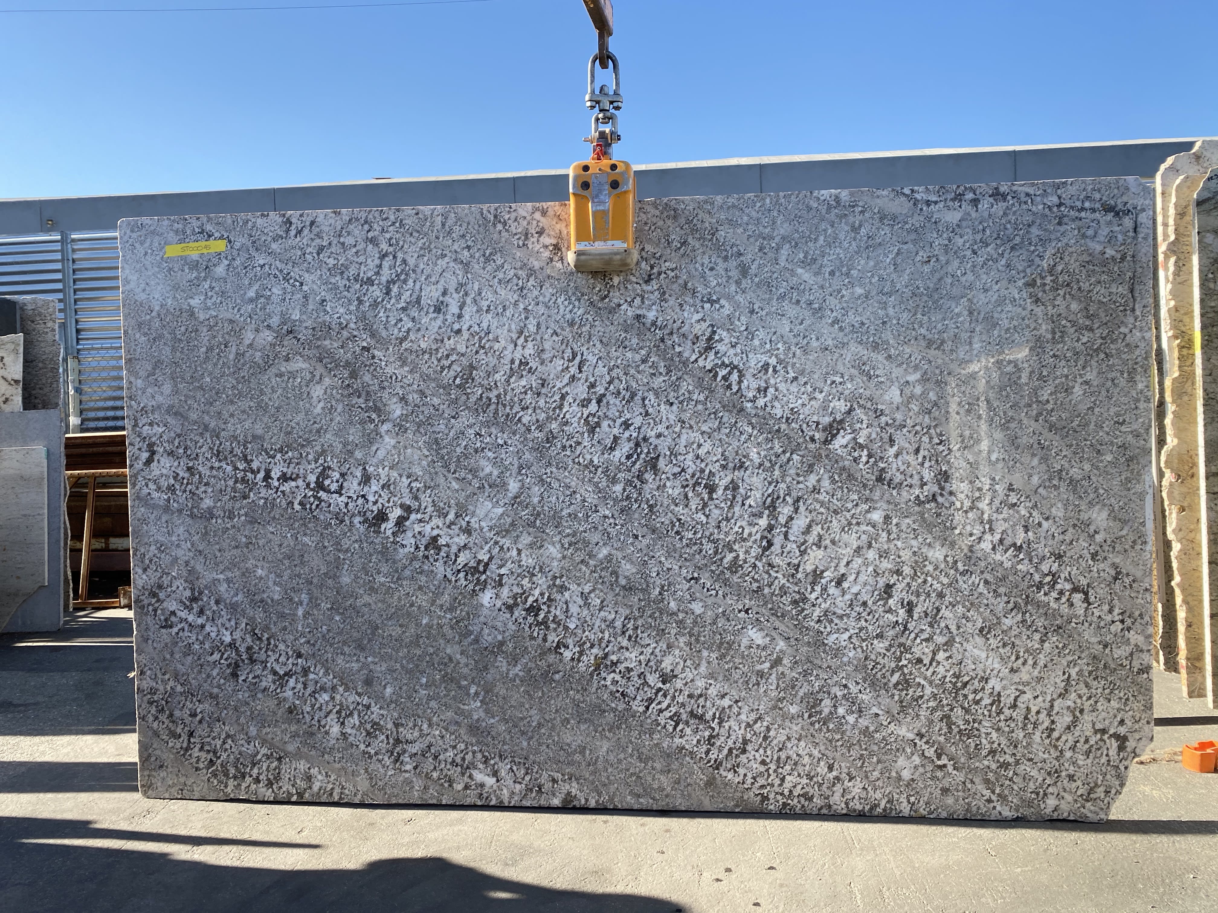 ALASKA WHITE Granite - StoneTrash