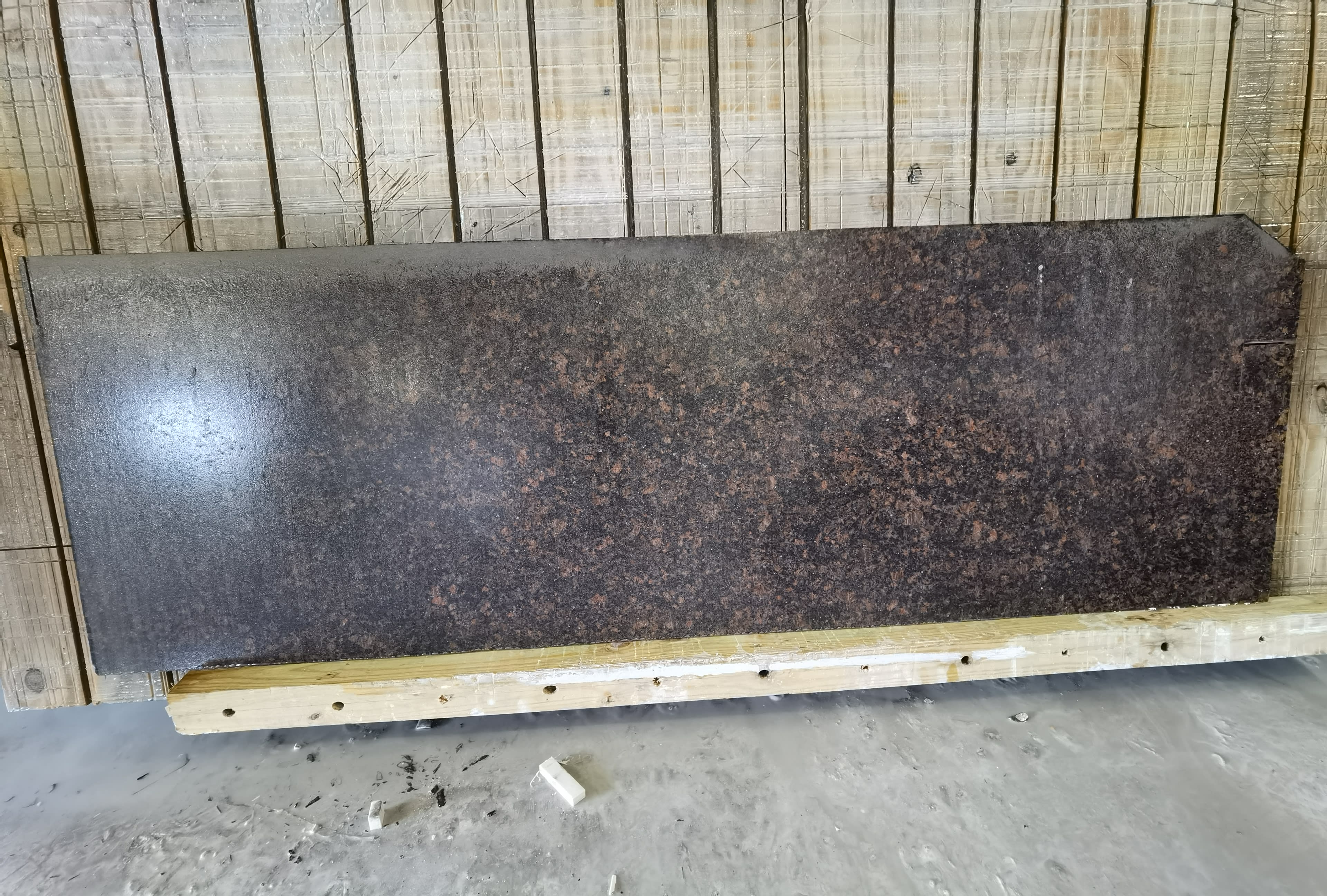 Tan brown Granite - StoneTrash