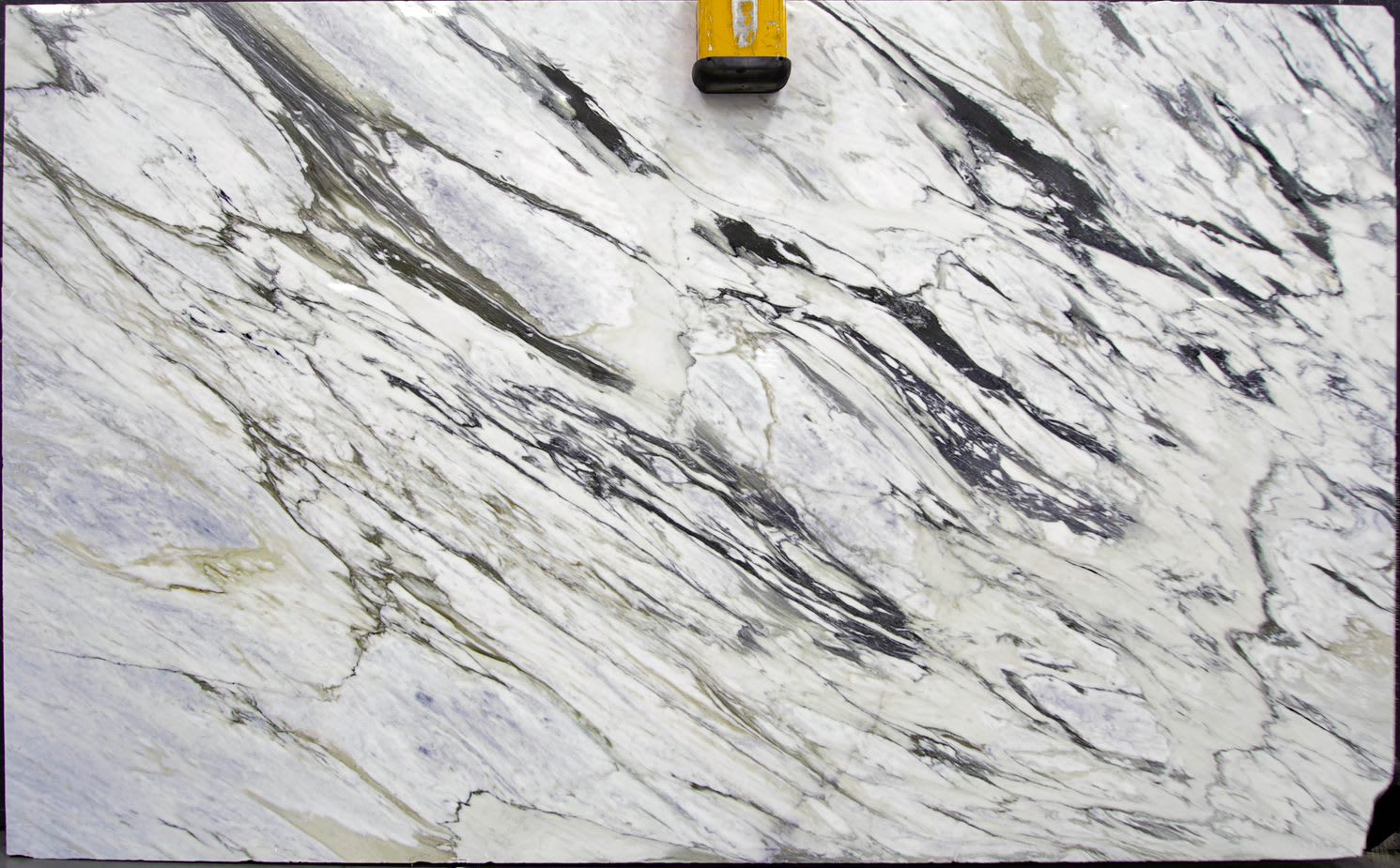 Calacatta Manhattan Marble - StoneTrash