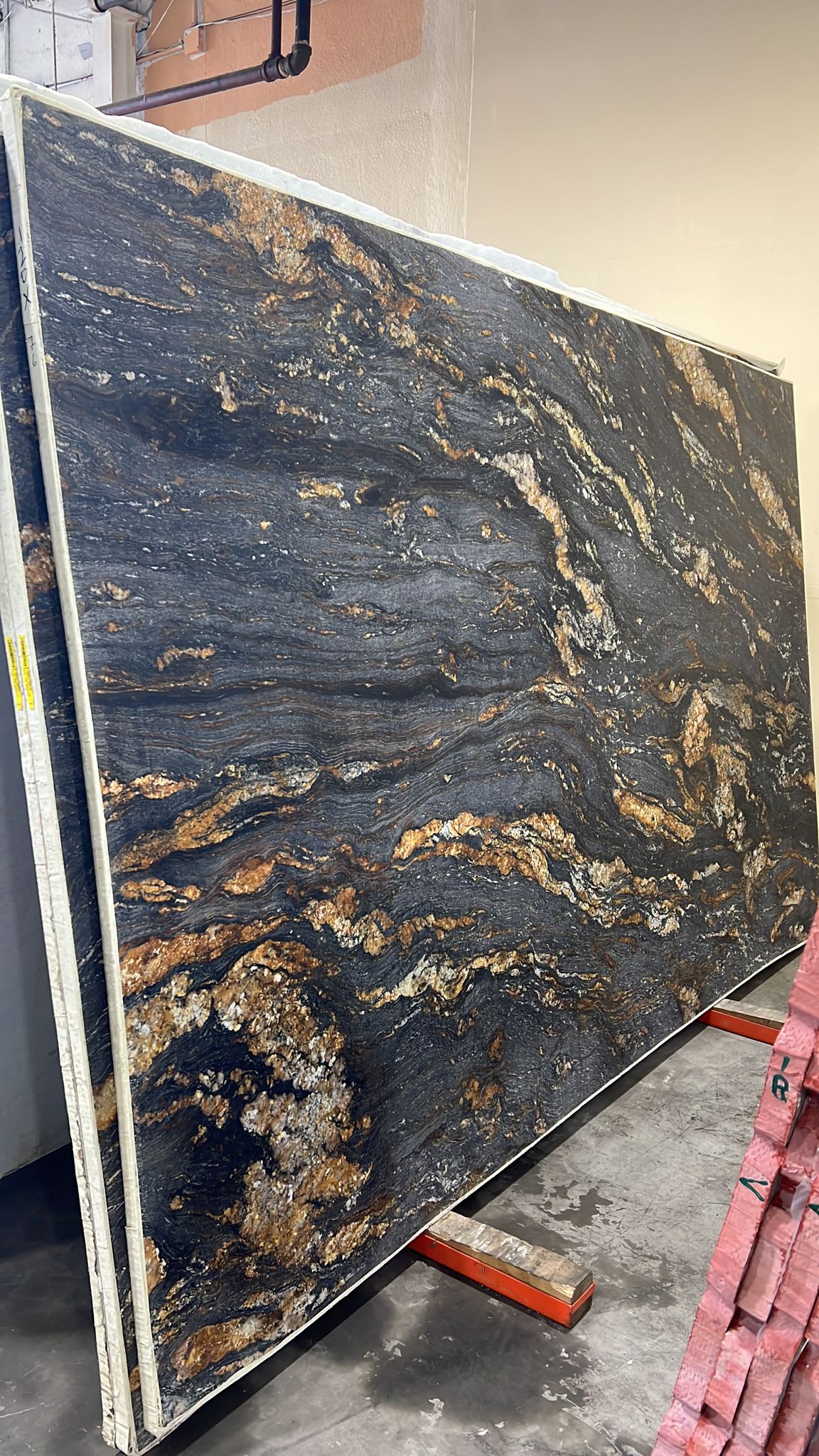 Magma Granite - StoneTrash