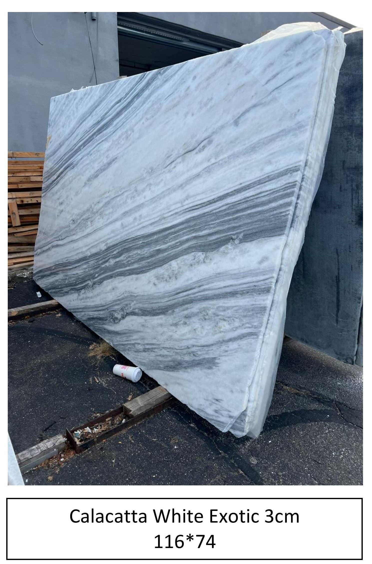 Calacatta White exotic Quartzite - StoneTrash