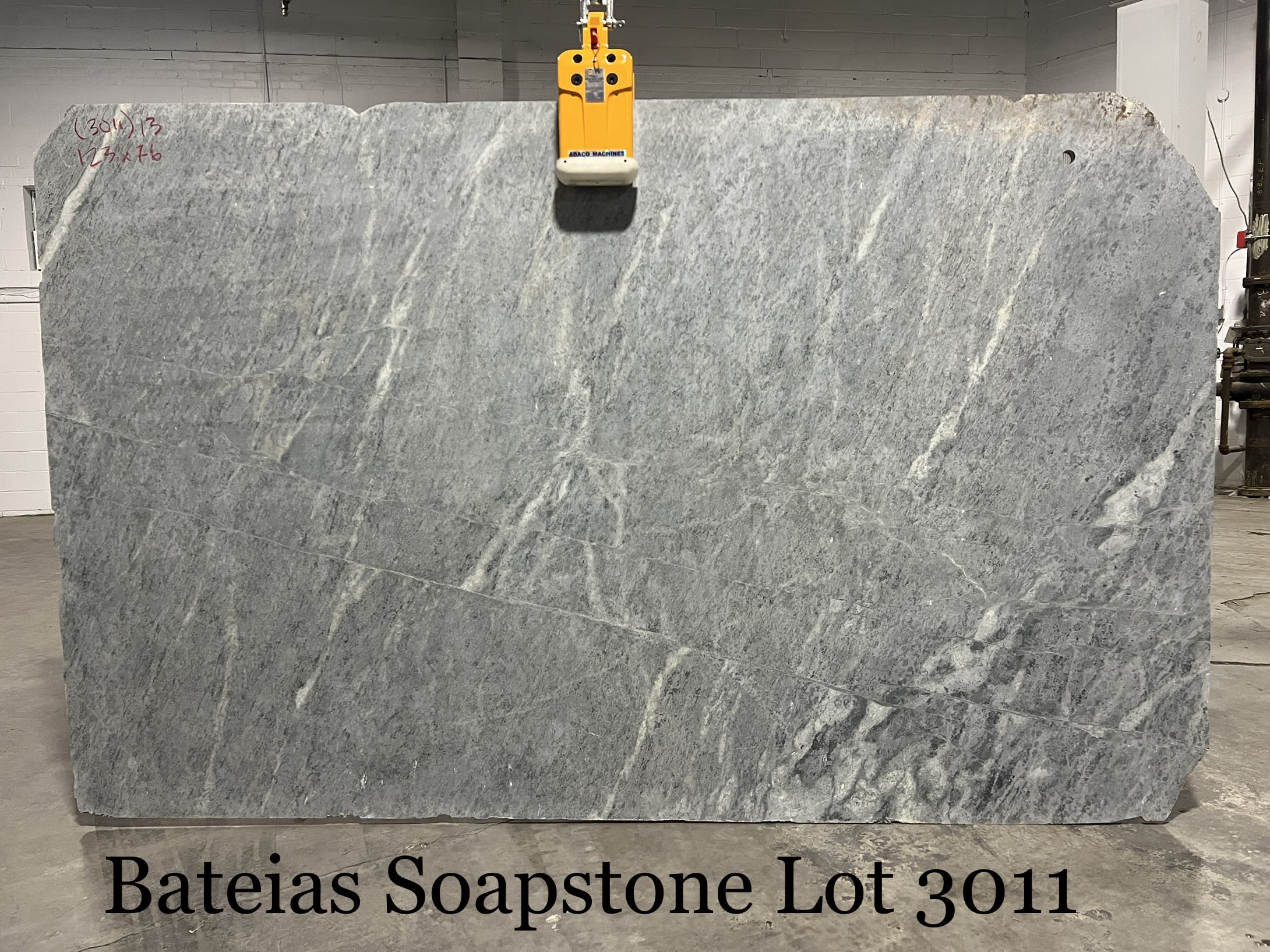 Bateias Soapstone Natural Stone - StoneTrash