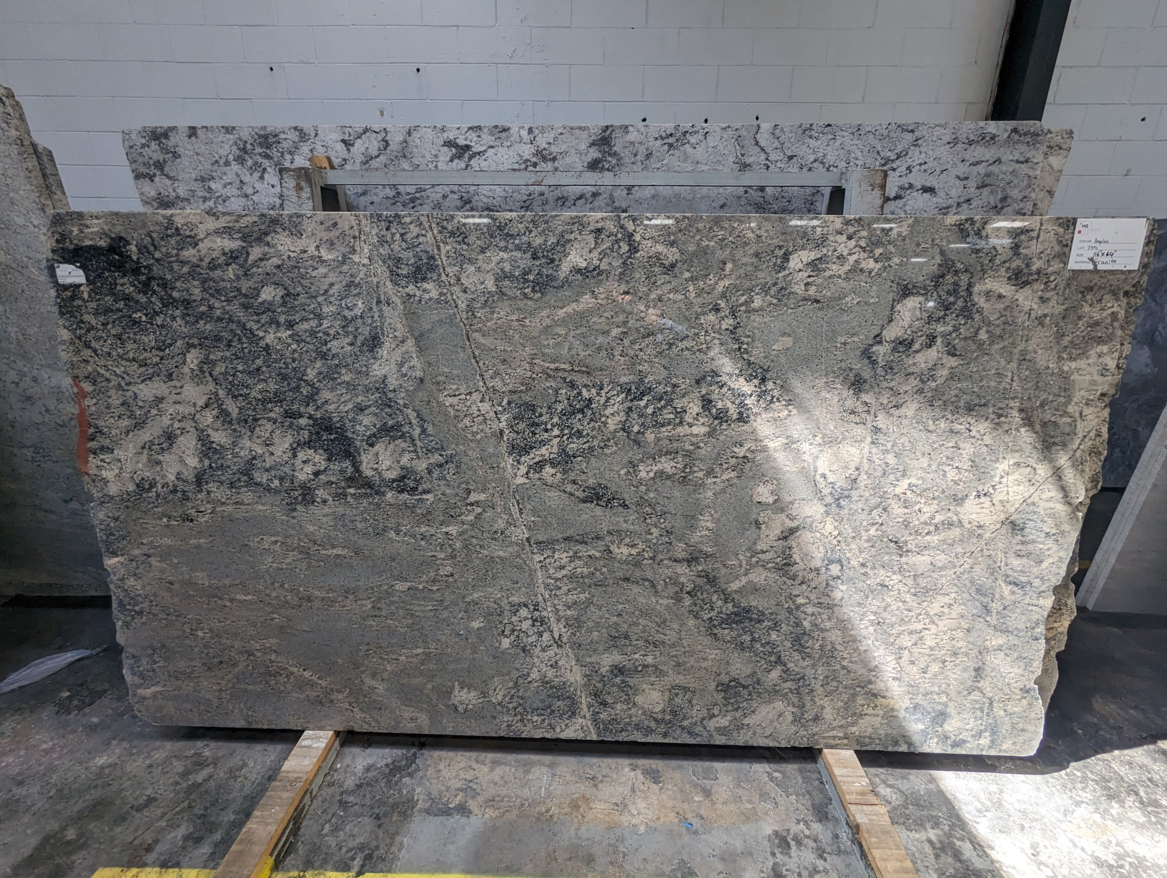 Angelus Granite - StoneTrash