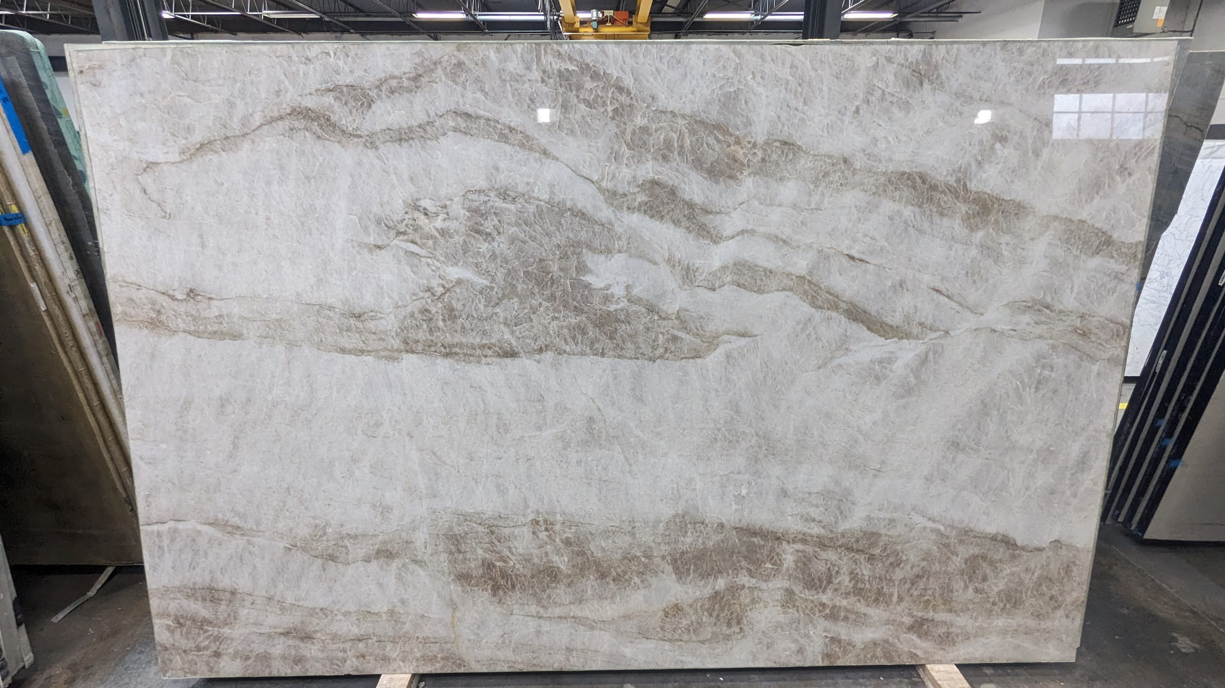 Perla Santana Quartzite by HG STONES - StoneTrash