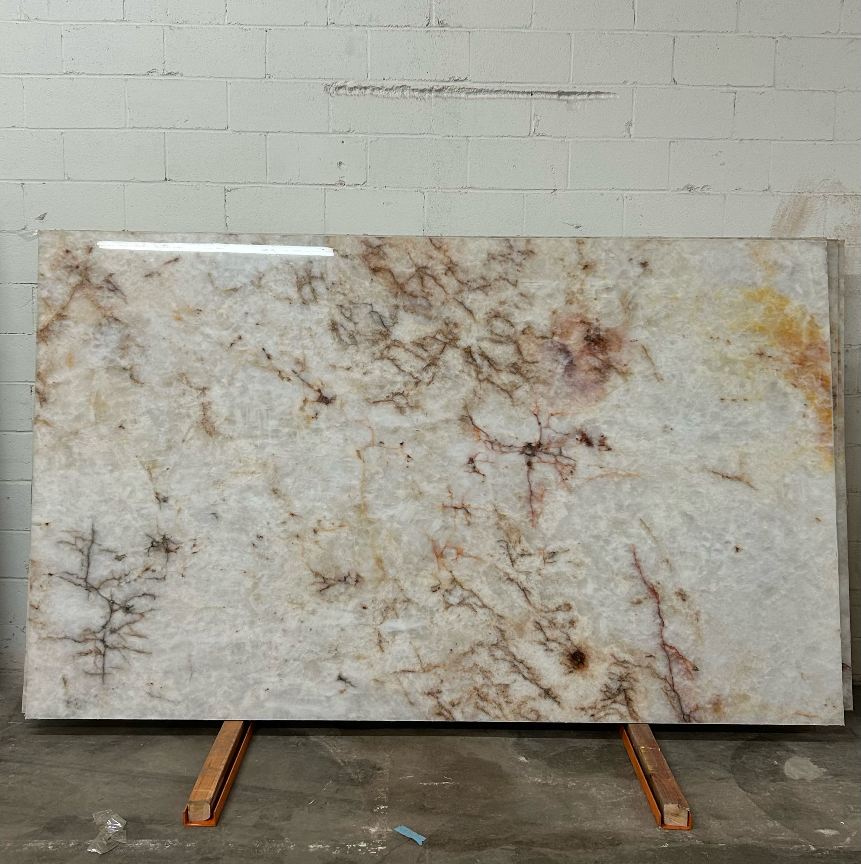 Cristallo Gold Quartzite by Bianco Surfaces - StoneTrash