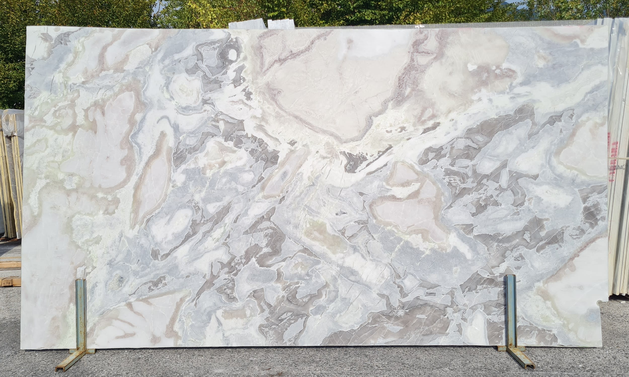 Oyster White Marble by HG STONES - StoneTrash