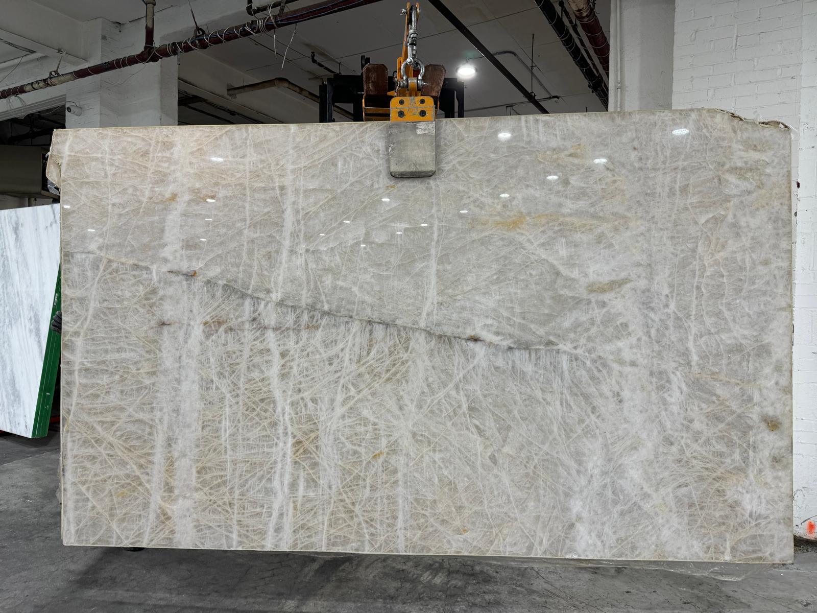 Cristallo Quartzite Quartzite - StoneTrash