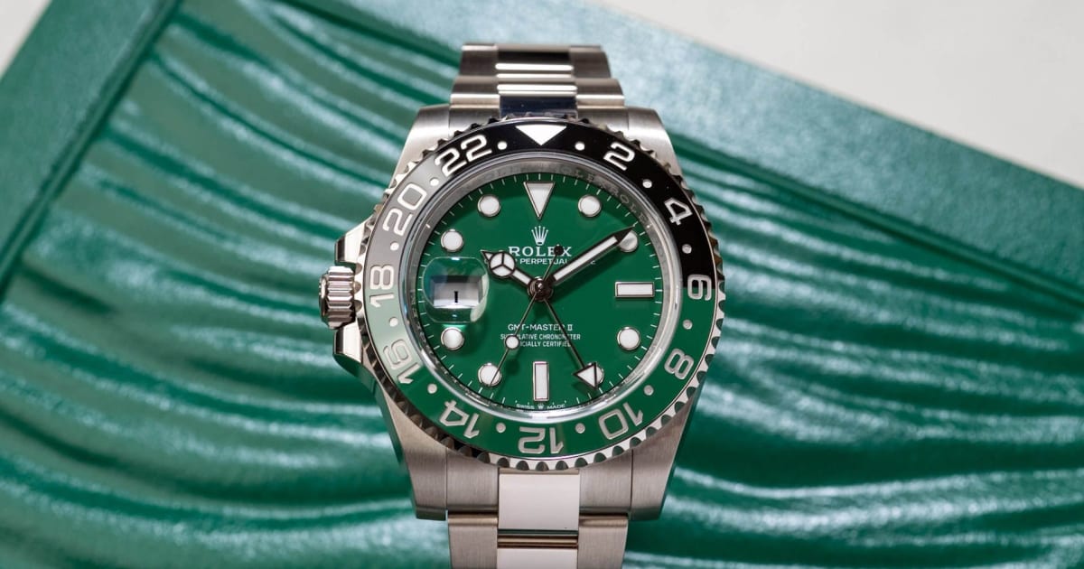 Rolex GMT-Master ll 126729VTNR Or Blanc Cadran Vert | 41Watch