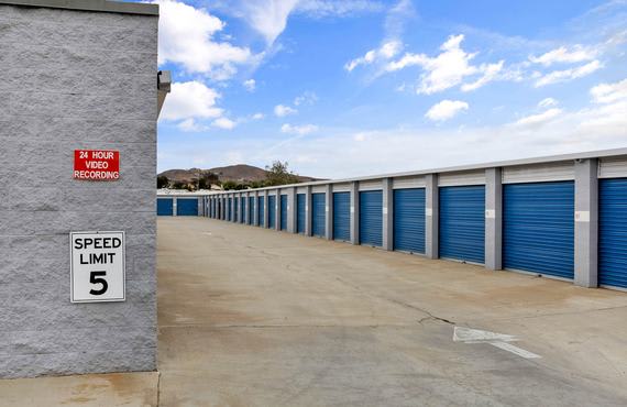 1 Month Free Storage Units Near Sun City | 27437 Murrieta Road