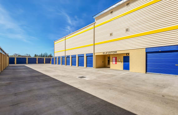 Best Oakley Self Storage solutions | California