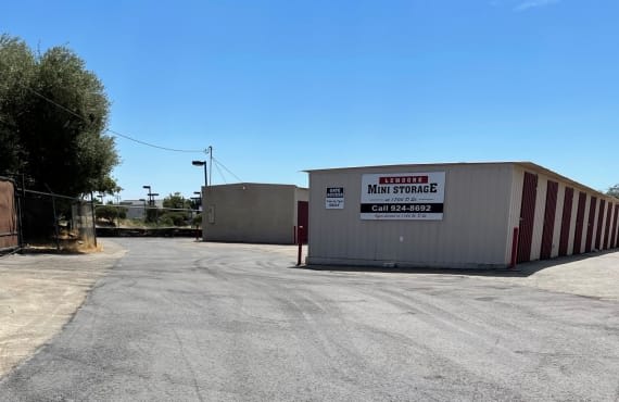 Storage Units In Lemoore, CA