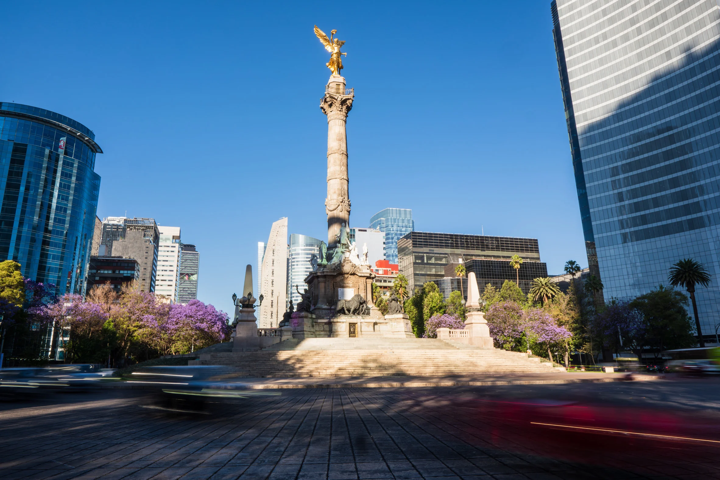 The Angel of Independence: An iconic vista of Mexico City
