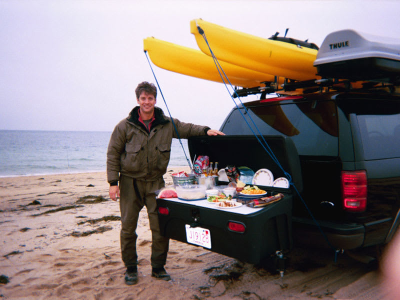 Ford and Lincoln SUV, Van or Truck | Hitch Carrier & Cargo Box | StowAway