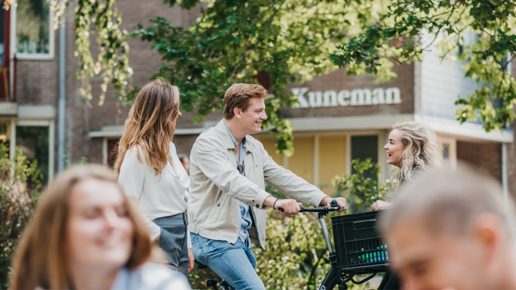 Studeren 📚 en feesten 🎉 op een top business school in Nederland 🇳🇱