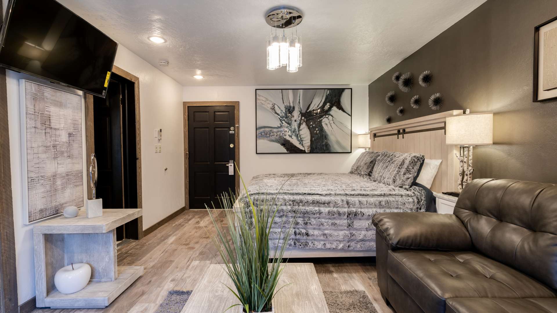 Park City Hotel | Junior Suite #34 | Treasure Mountain Inn