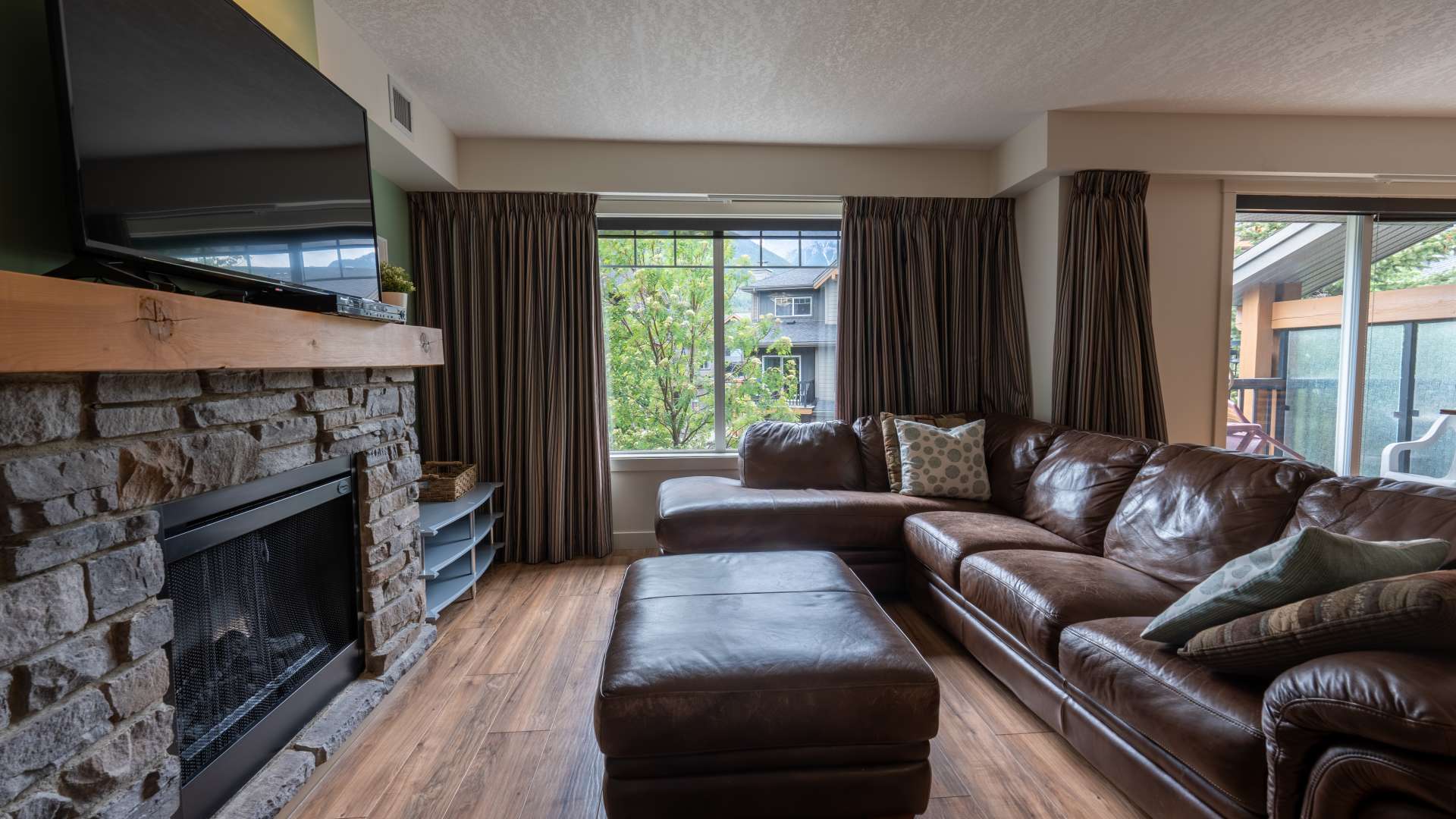 Copperstone #3207 - 2 Bedroom + Den