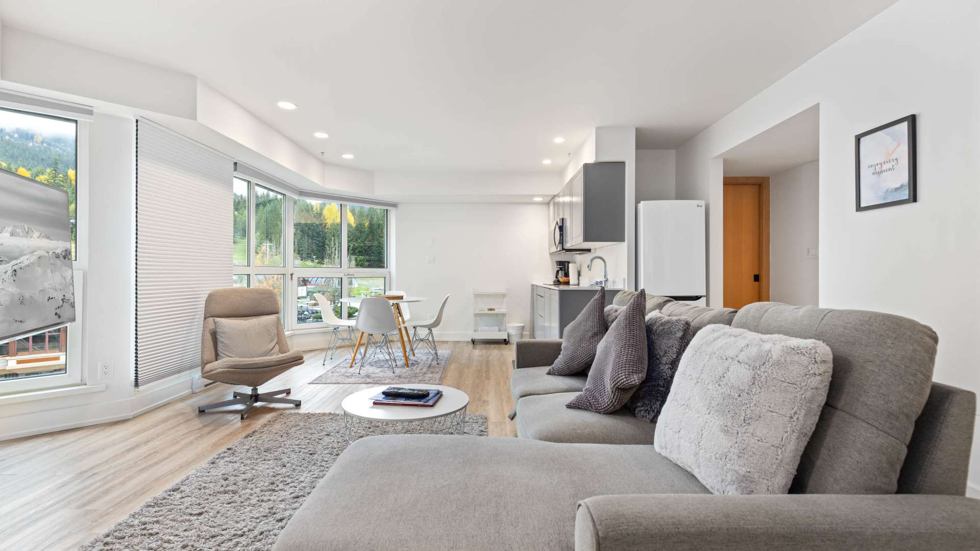 Le Chamois - Studio #301 | Whistler Premier