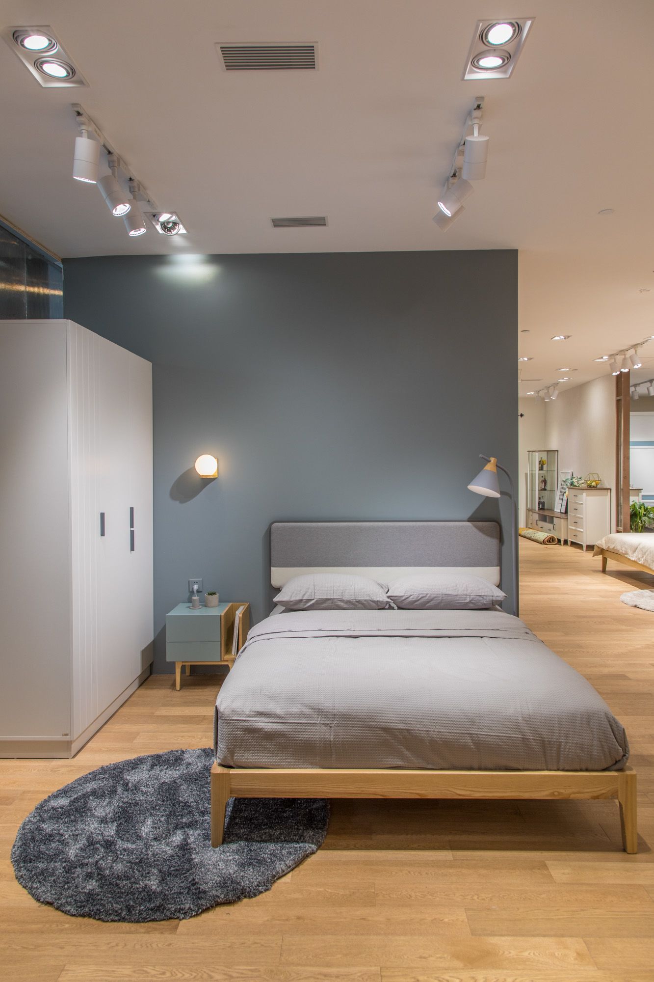 Project — Red Apple Design Domain - Studio RYTE