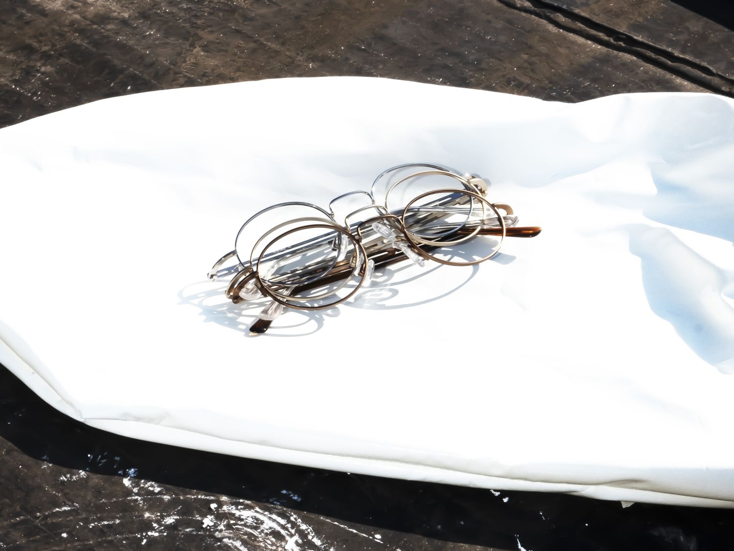 Bidules - Eyewear hunters, dead stocks and good stories