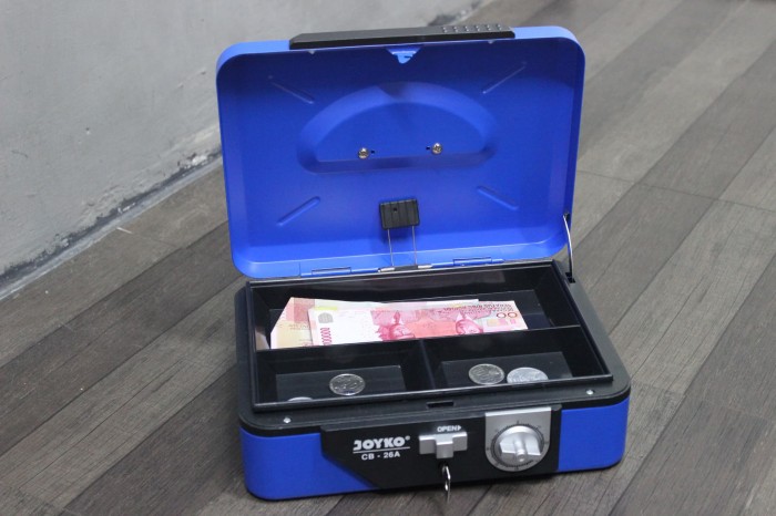 Jual Jual Cash Box Joyko Cb-26A Brangkas Brankas Mini Kecil Tempat ... Jual Jual Cash Box Joyko Cb-26A Brangkas Brankas Mini Kecil Tempat ...