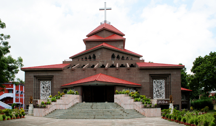 St. Mary's Church in Varanasi, India | Day Tripe with Sunleisureworld