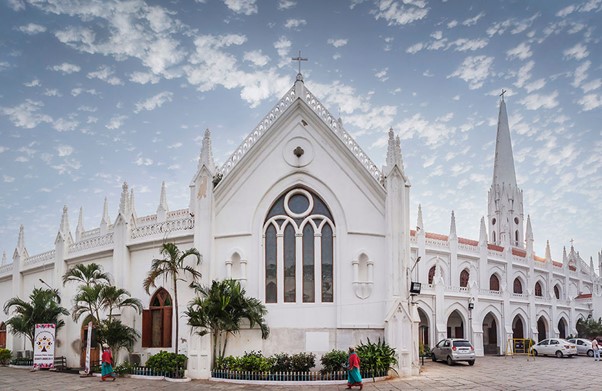 Santhome Cathedral Basilica in Chennai, India | Day Tripe with ...