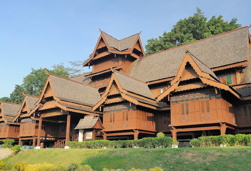 Melaka Sultanate Palace Museum in Melaka, Malaysia | Day Tripe with ...