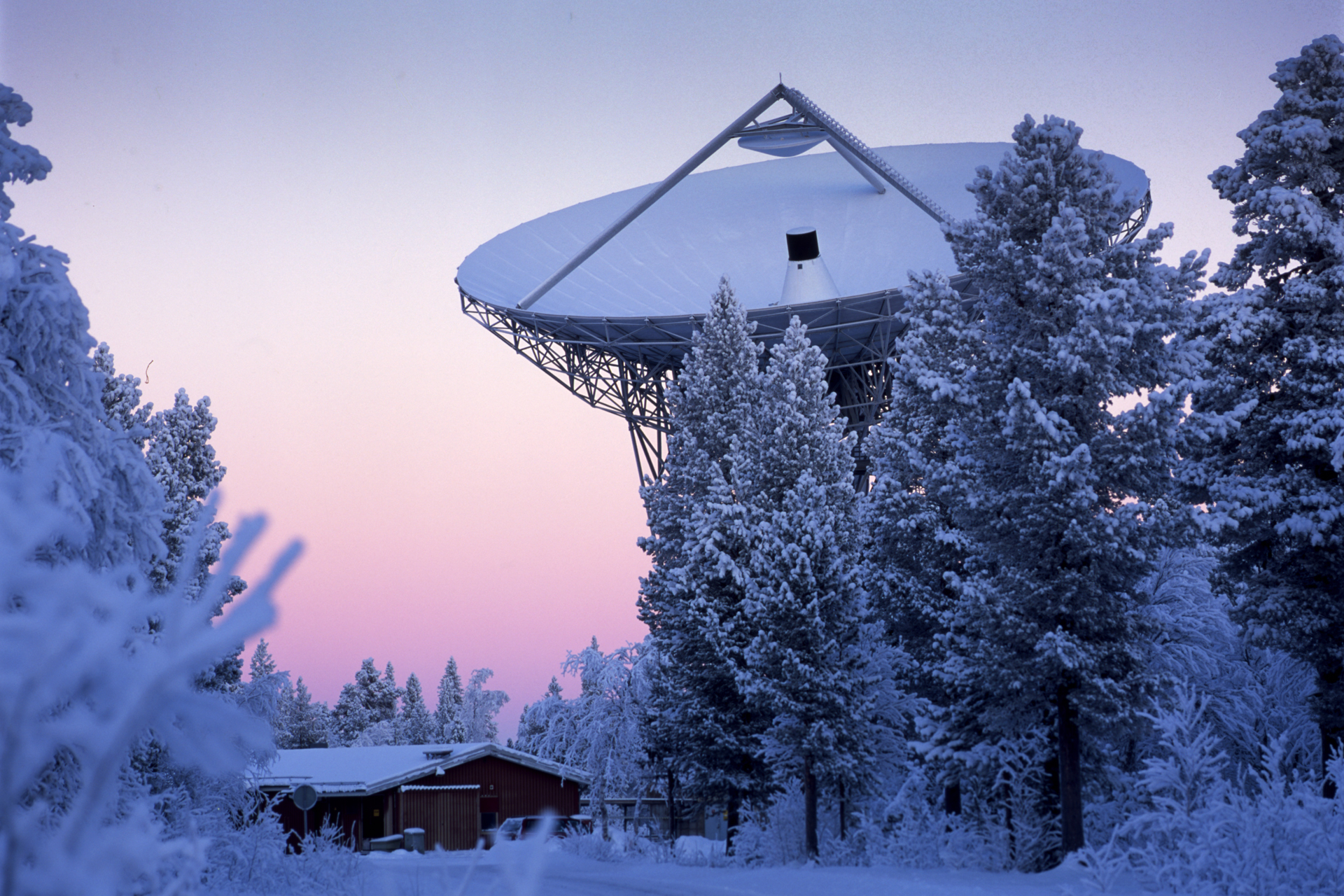 Tutorials :: Probing the Ionosphere