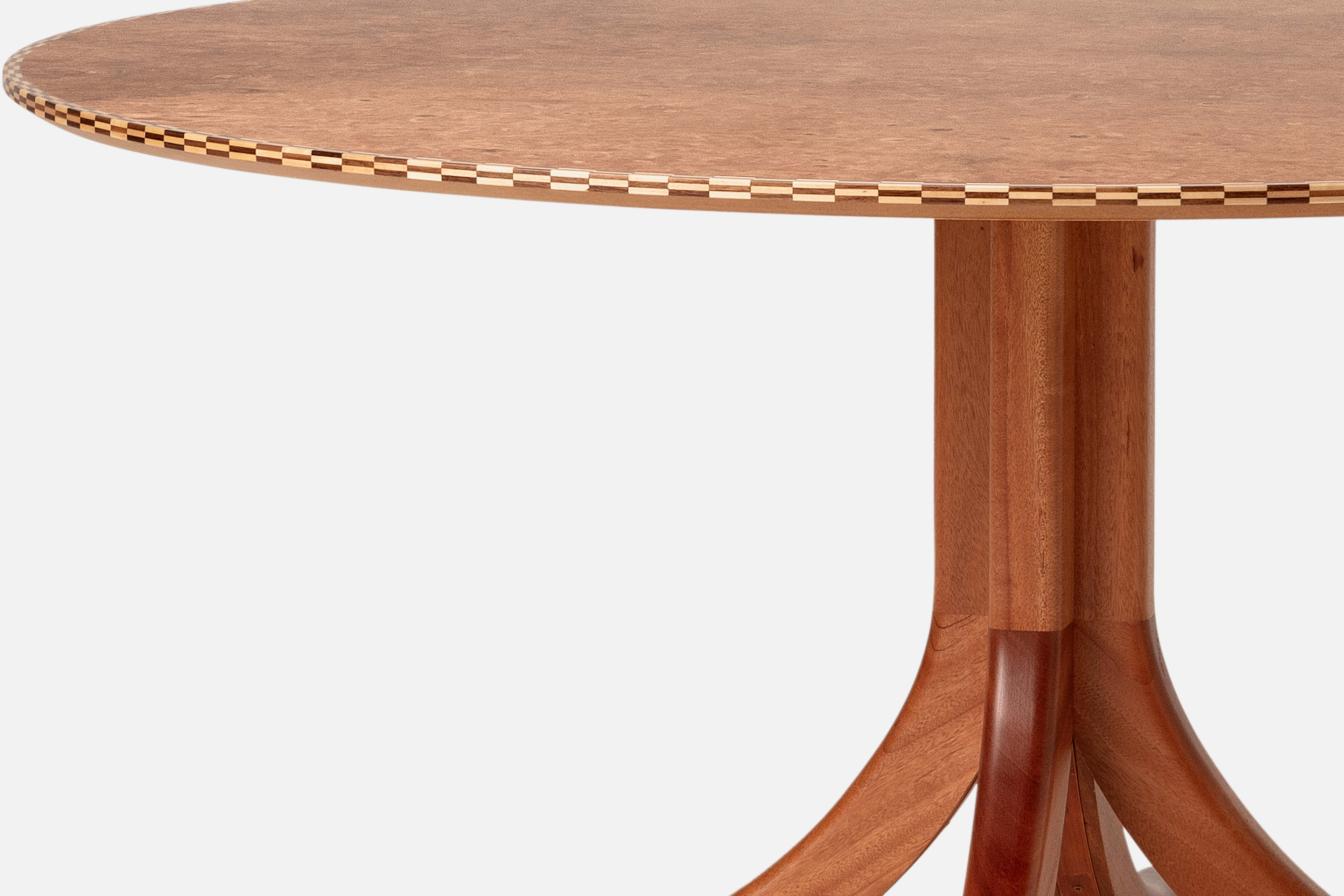 Round Dining Table 1020 – Josef Frank
