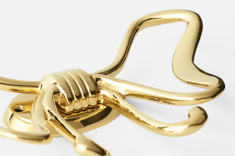 Hook Bow – Estrid Ericson