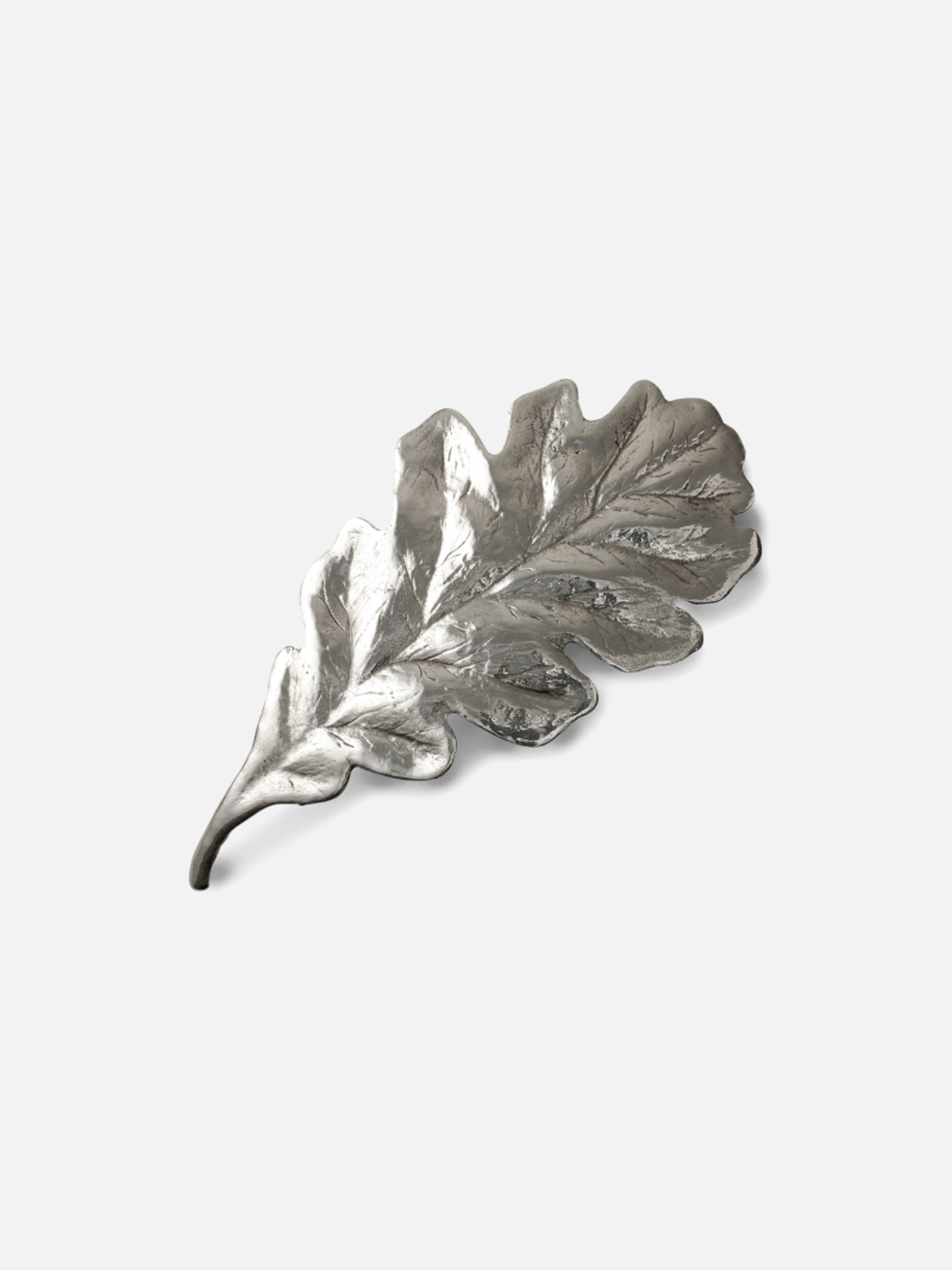 Plate Leaf Pewter Brass – Björn Trägårdh