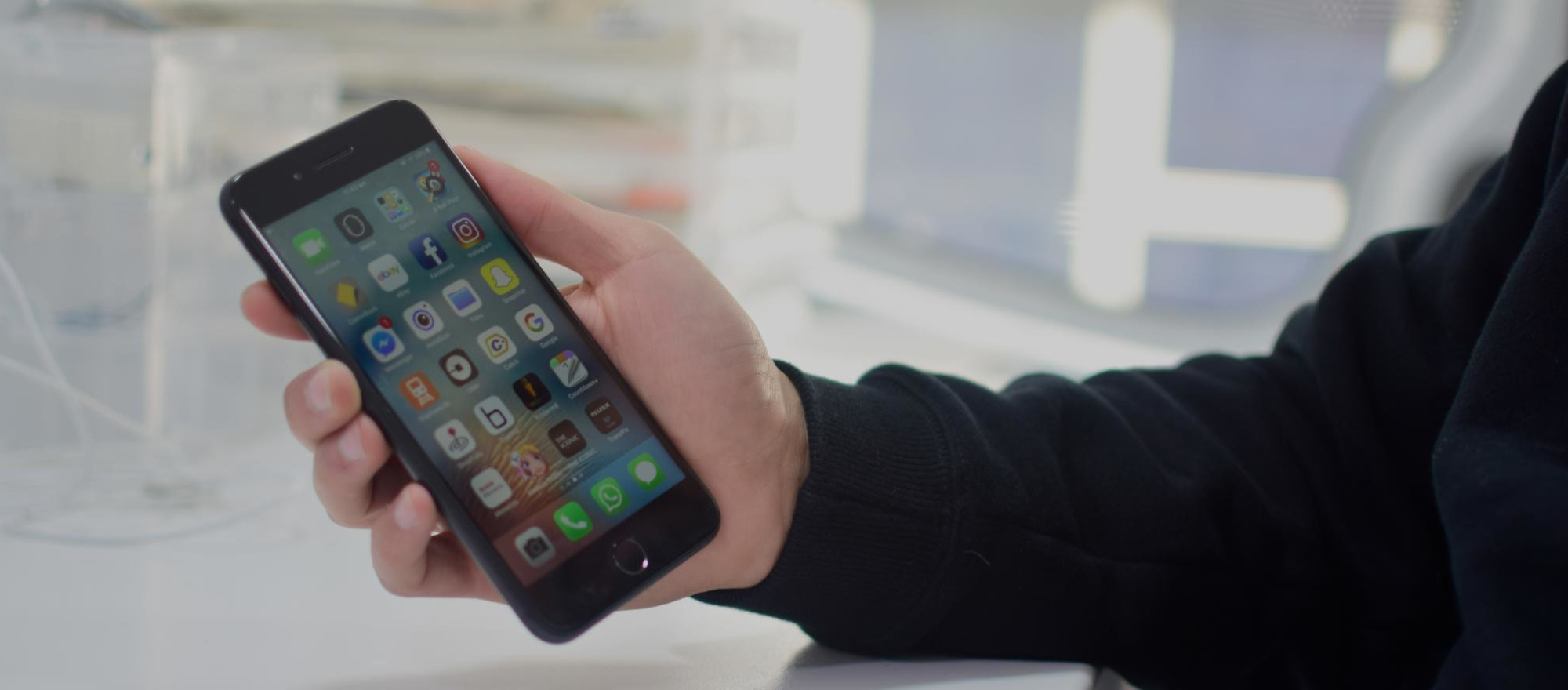 iPhone Screen Replacement Repairs We Come To You | Sydney