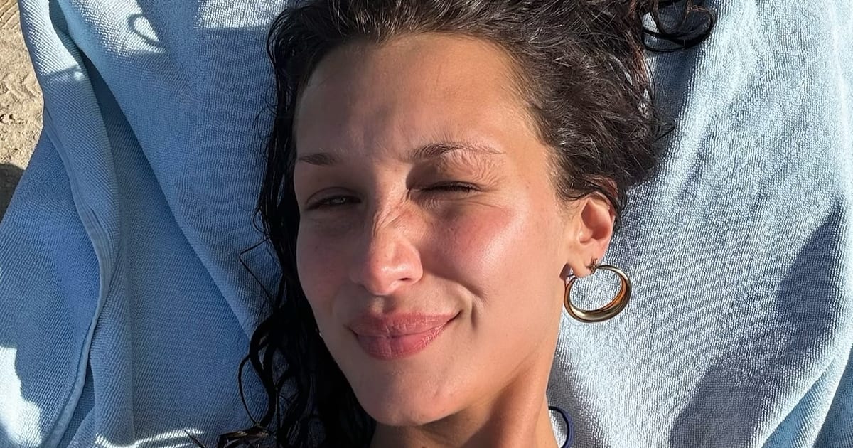 Top 7 Celebrity Swimsuit Styles for 2025 | MySwimLook