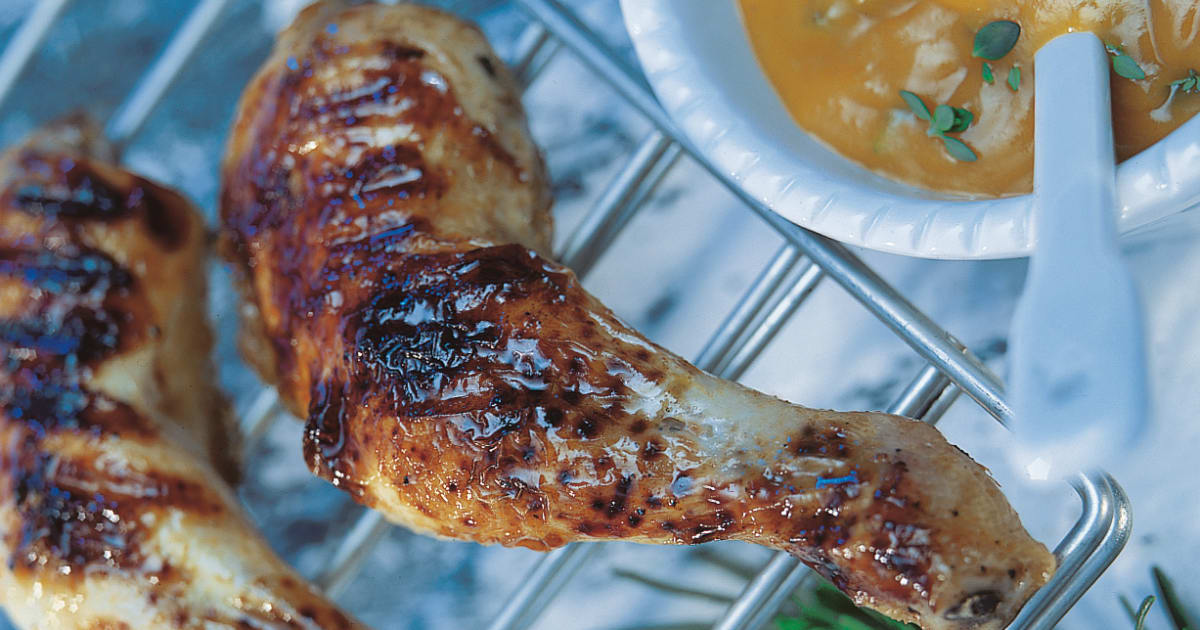 Pouletschenkel vom Grill mit Aprikosensauce - Rezept | Swissmilk
