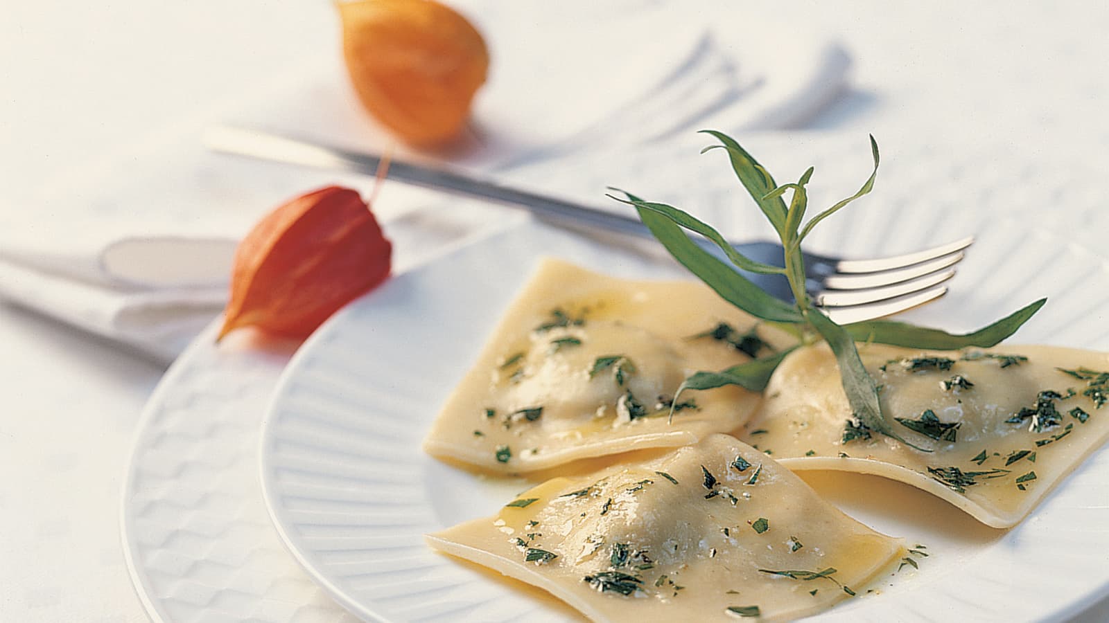 Ravioli au poisson beurre estragon - Recette | Swissmilk