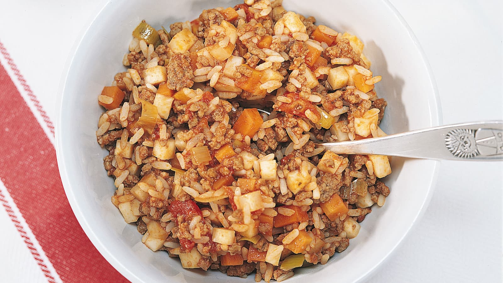 One pot de viande hachée, riz et légumes - Recette | Swissmilk