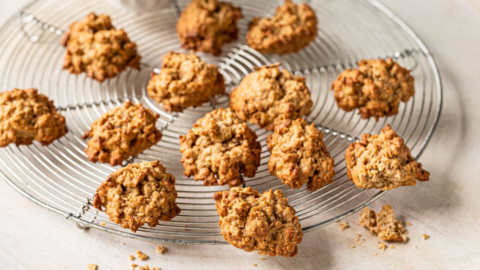 Haferflocken-Cookies mit Zimt (Guetzli ohne Zucker) - Rezept | Swissmilk