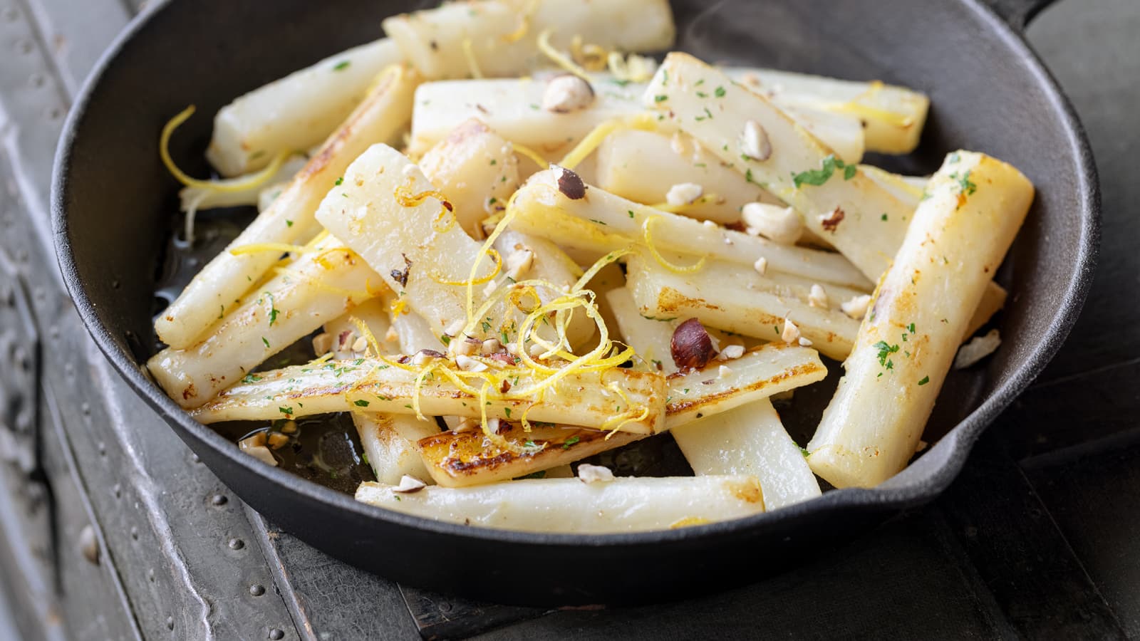 Salsifis sautés au beurre citronné - Recette | Swissmilk