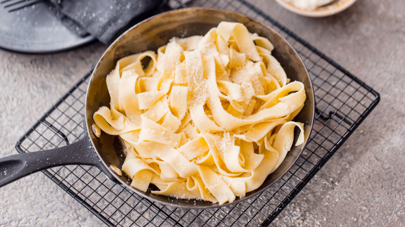 Fettucine Alfredo - Rezept | Swissmilk