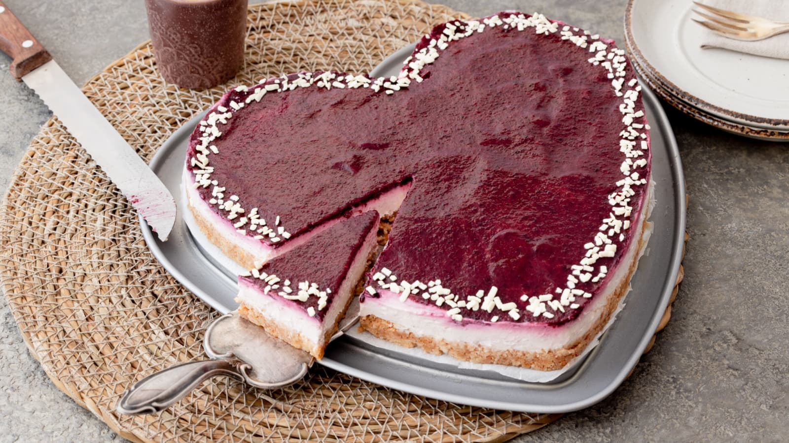 Cheesecake-Herzkuchen (ohne backen) - Rezept | Swissmilk