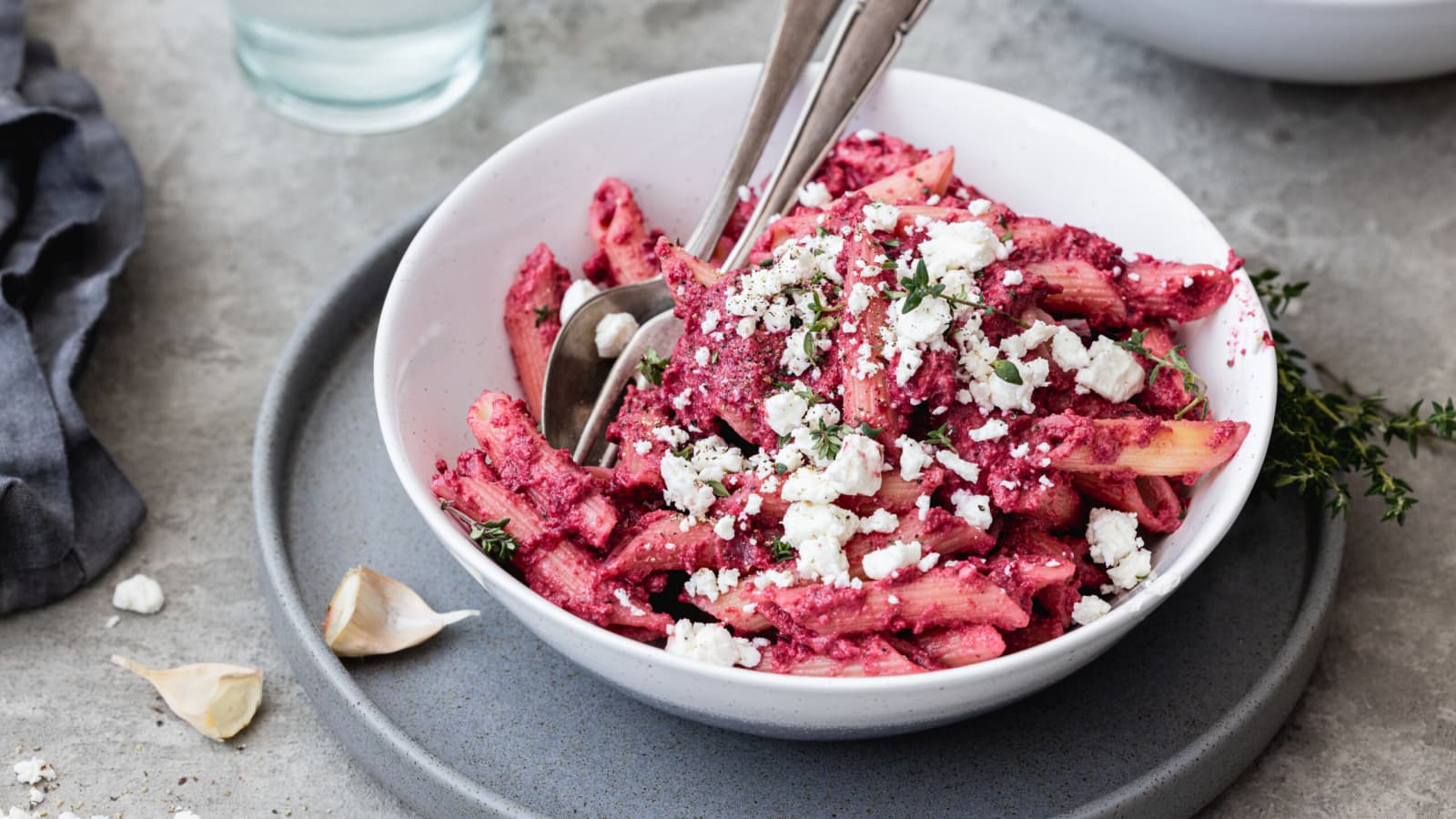 Baked-Feta-Pasta mit Randen - Rezept | Swissmilk