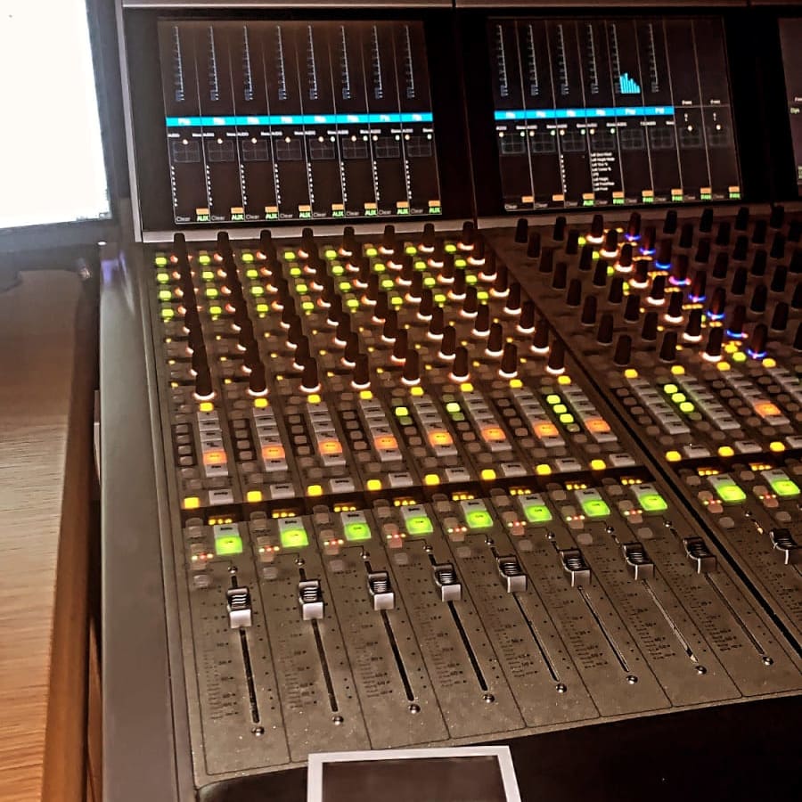 Dominika Latusek | Sound Designer, Post Production Sound, Musician | Tabb