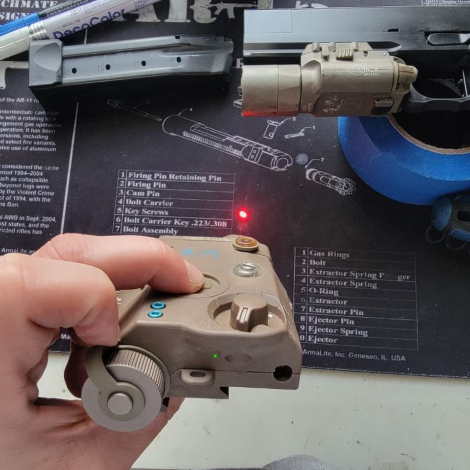 Bigpeqs PEQ15 / LA5 Laser | Tacswap