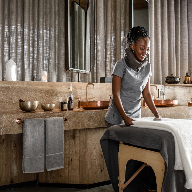 Singita Kwitonda Lodge - Rwanda | Gorilla Memories