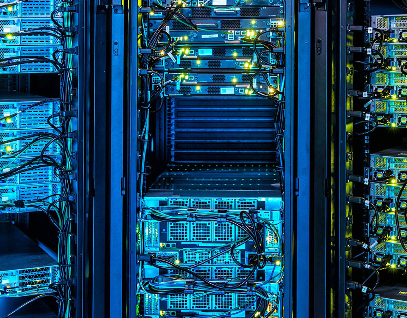 How Big Data and AI Work Together: Synergies & Benefits